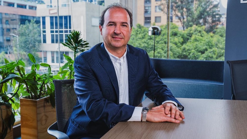 Alejandro Verswyvel es el nuevo presidente de Iris Neofinanciera ...